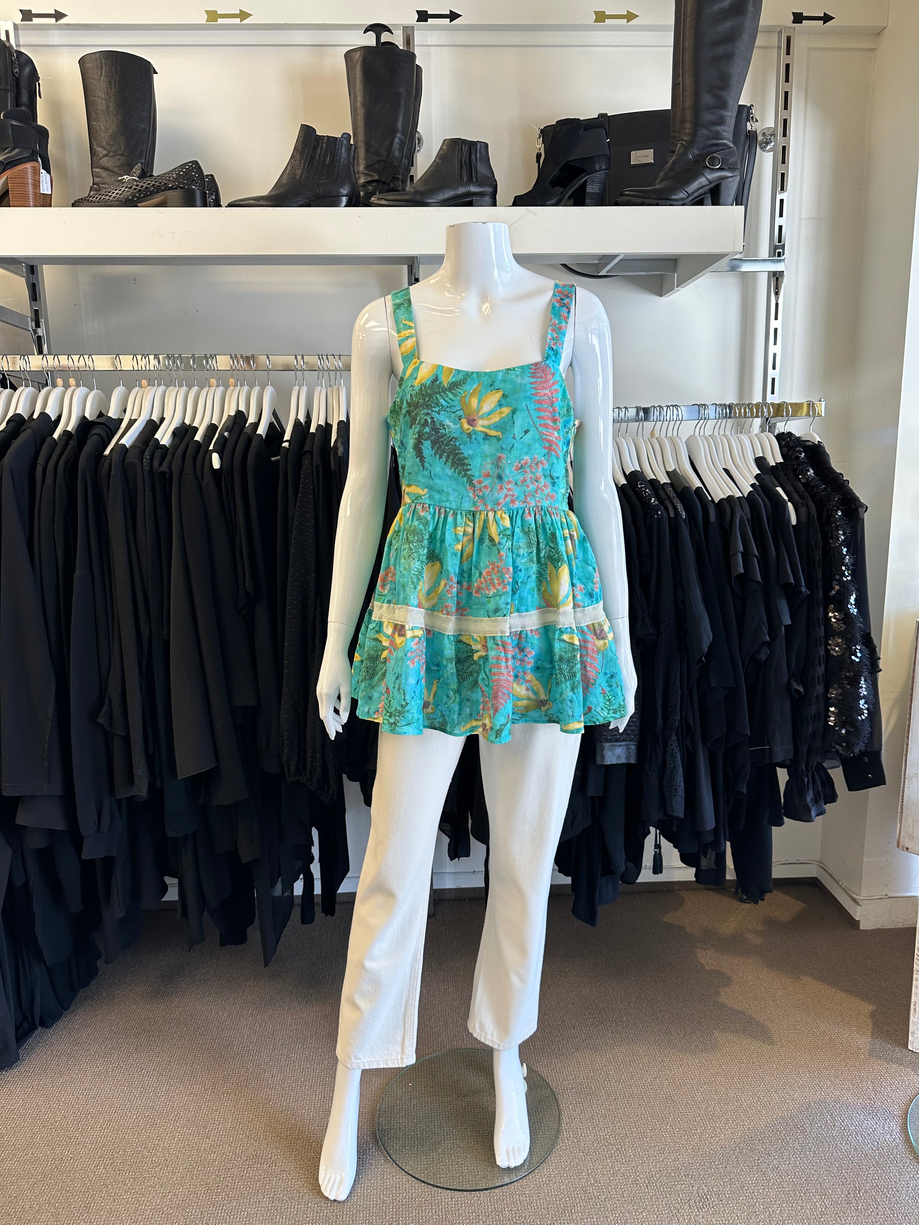 Curate Top – Inside Out Oamaru